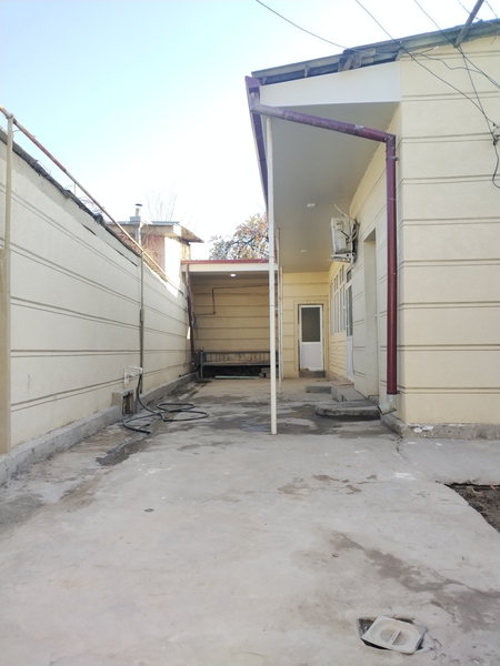 Uchastka arendaga beriladi.