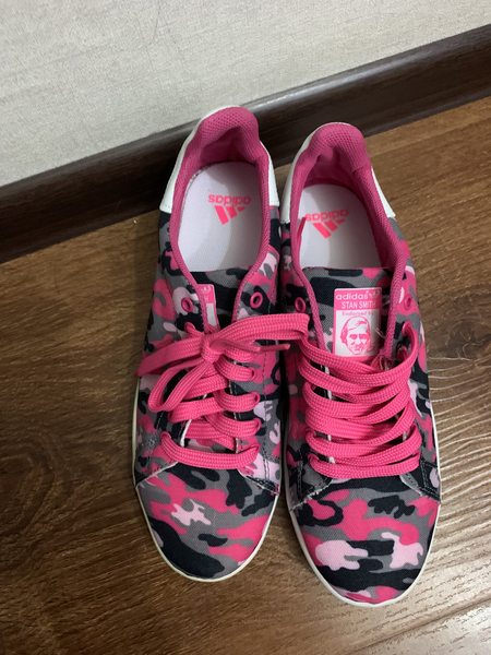 Женские крассовки stan smith