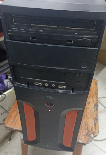 Компьютер  с игрушками включай и играй