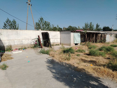 Pastdarg'om tumanida ma'muriy bino (tovuqxona, kushxona) sotilmoqda