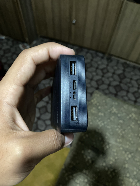 Telefon uchun akumliyator sotiladi