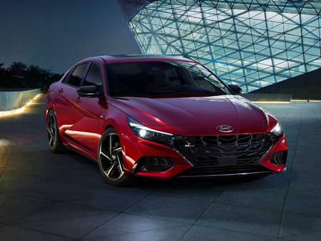 Hyundai Elantra avtomobilini xarid qiling