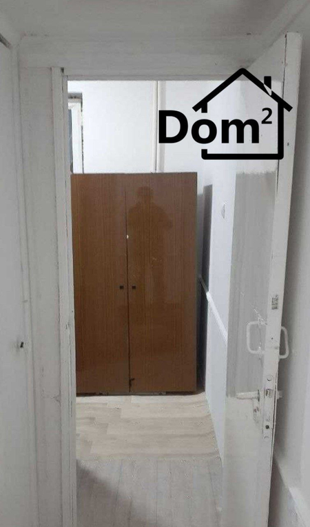 Продаётся на Кадышева 1 ком. Квартира, балкон 2×3