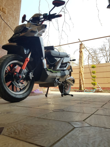 Redline skuter srochniy sotiladi