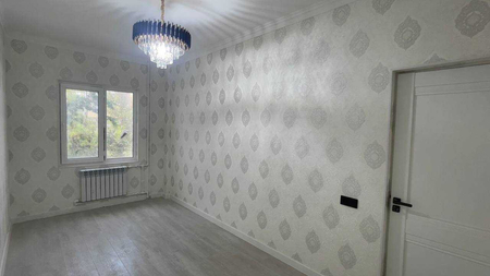 Срочно продаётся 4-х комн квартира в Куйлюк массив-6, 4/2/5