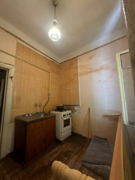 Срочно продам Навои центр 1 ком. Квартира ц: 24000$