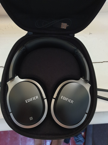 Наушники edifier W830bt