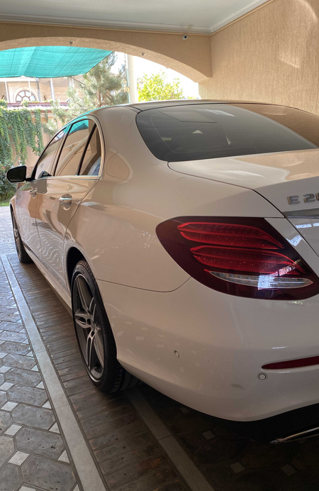 Mercedes-Benz E200 4 matic 2019
