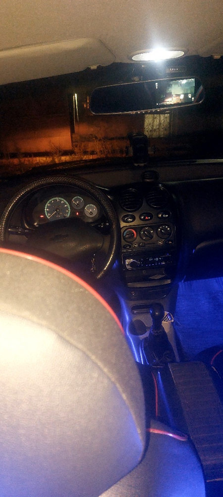 продаётся автомобиль