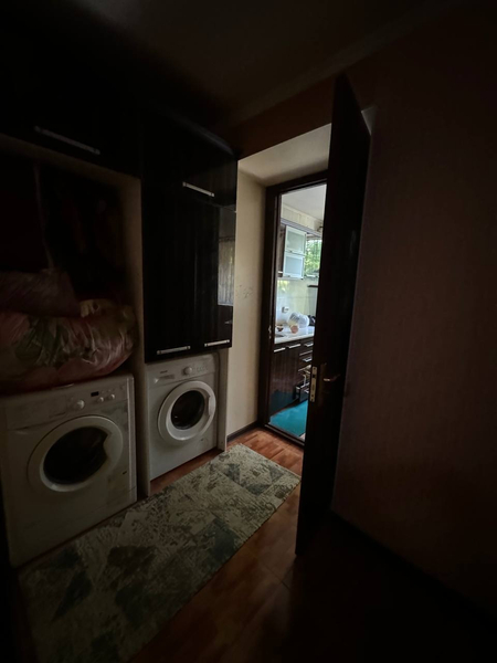Продается квартира на Чиланзарском районе 22 квартале 3/1/5 кирпичный