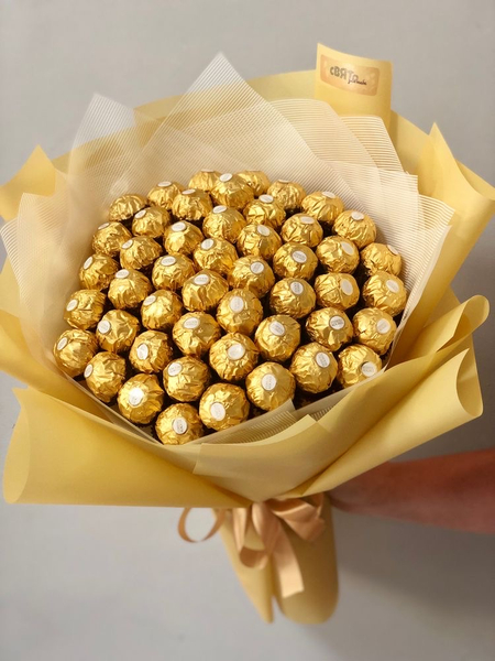 Шоколадные Подарки гифтбоксы цветы .Gift box Shokoladli sovg’alar