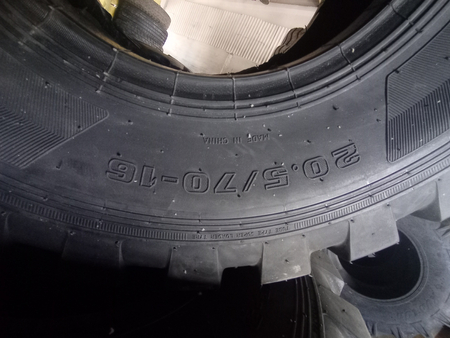 Avtoshina 20.5/70-16