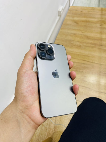 Rasrochka va Naht! Iphone 13 Pro 256gb 79% VC/A Graphit Apple Expert