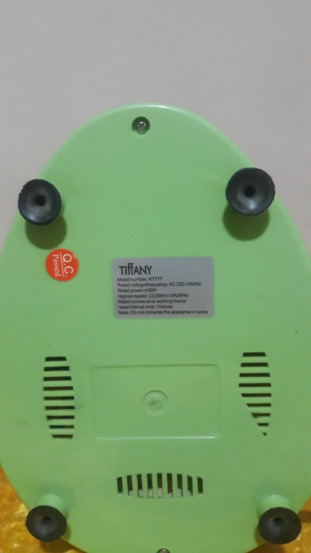 Соковыжималка TIffANY Madel number:KT717.  230V  (400W)