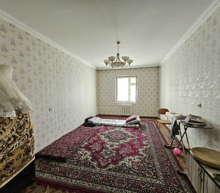 Продаётся шикарная квартира в Ташкенте 3/3/9, Шайхантахур (J2724)