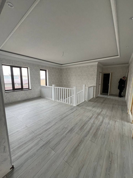 .Участка абсолютно новый евроремонт 3сотих с мебель техникой Хонобод К