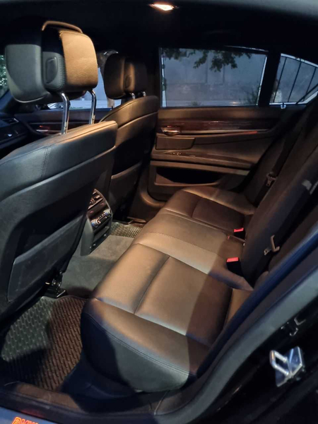 Bmw 745i f02 2012 год