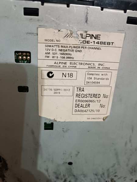Alpine CDE-148EBT