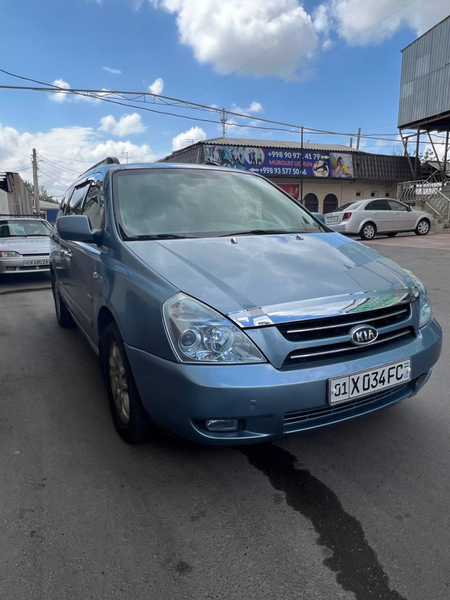 Kia karnival 2.9 turbo 2006 yurishi idiyal aybi yoq