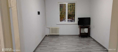 Продаетя квартира в м. Ялангач. Зеркалка. 2 ком (передел. 3).