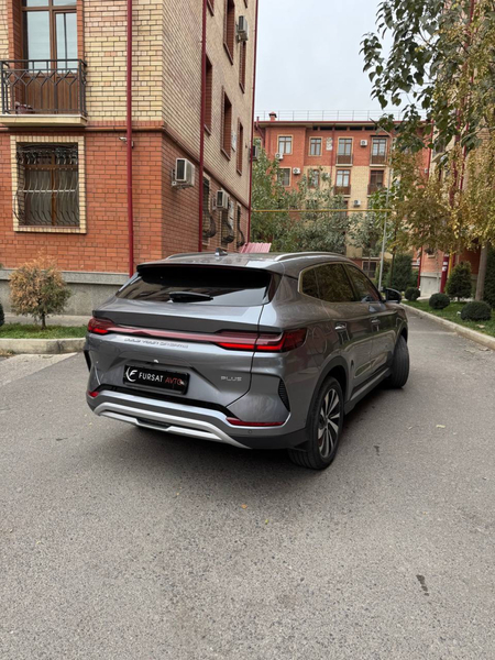 Byd song plyus champion 605