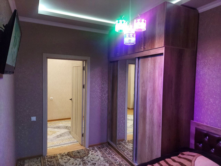 Паркентский 1²/5/9 (Parkent Plaza)