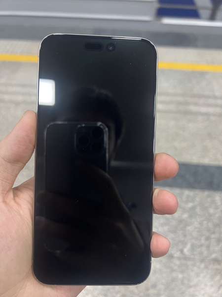 Iphone 15 pro max с гаранией
