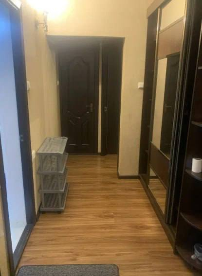 2/2/9 Продаётся на СБарака с обстановкой