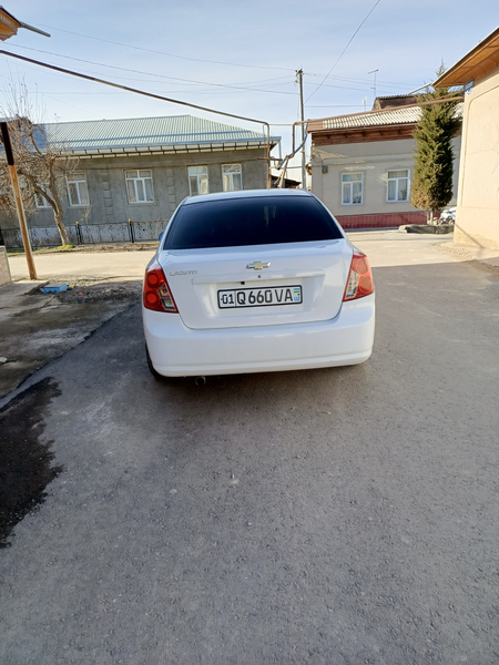 Lacetti 1.8 2010