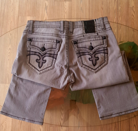 ROCK REVIVAL Фирменные! Джинсы Американского бренда. 38-40 размера.