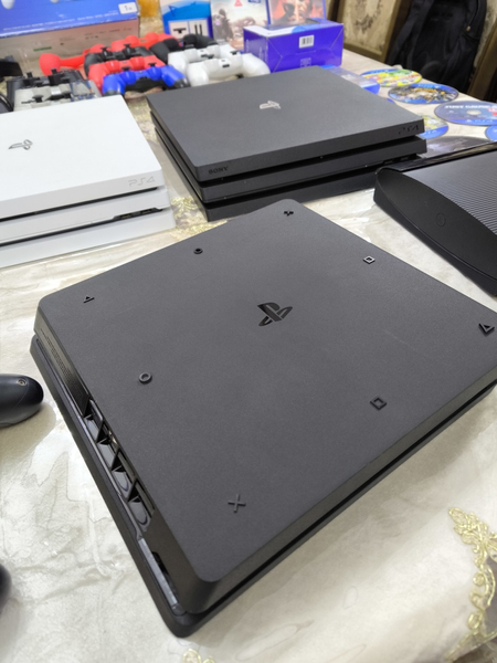 Sony Playstation 4 slim 9.00 versiya vzlom 500GB 3 oy Garantiya