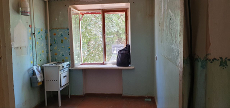 1 хонани ижарага берилади