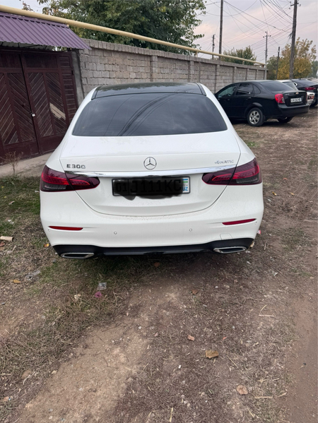 Mersadez w 213 e 300 sotiladi