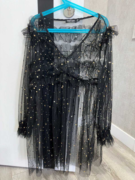 Гипюровый топ с блестками от Nasty Gal (Великобритания)