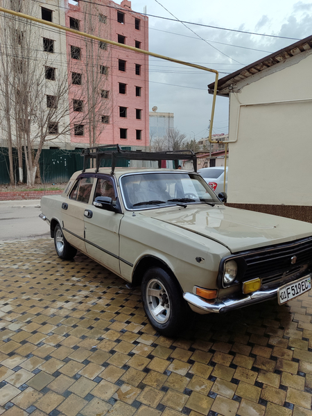 Volga Gaz 2410 ::
