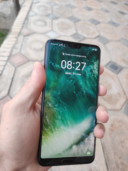 Huawei P20 pro  FLAGMAN telefon sotiladi!!!