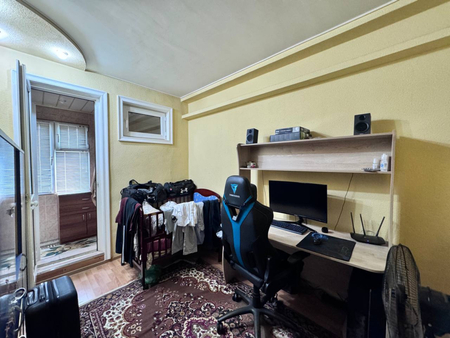 Срочно продам квартиру 2/5/9 Юнусабад 4 Шохсарой