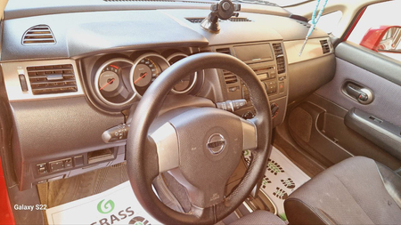 Nissan Tiida! Семейная машина