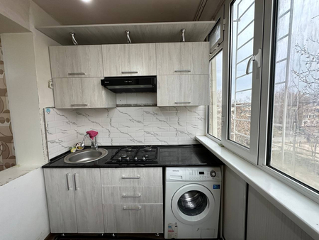 Б.И.Йули 4-х комнатная квартира 76.м2 57 000$