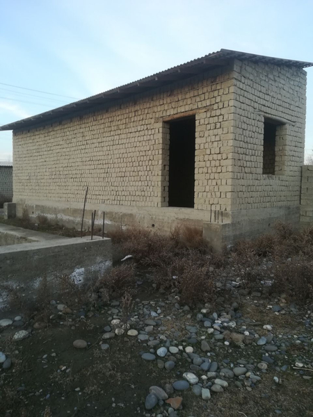 Uchaska sotiladi.