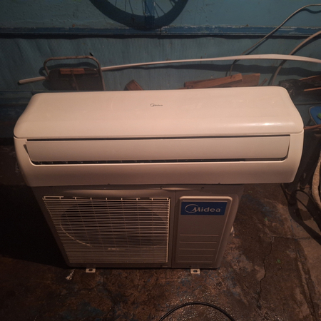 Конденционер midea 18*