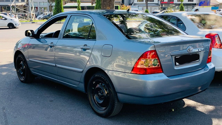 Toyota corolla sedan