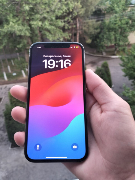 Iphone 12pro 256gb 74%  aybi bor