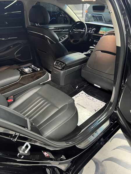 Genesis G90 Лонг 2020 3.8 Атмосферный