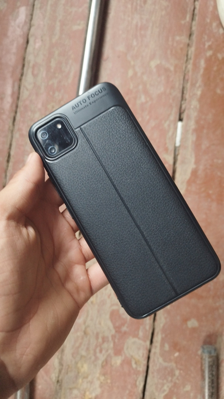 Realme C11 yengi