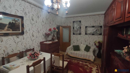 Продается  4 ком квартира в Юнусабадском р-не  16 квартал ! (J 1830)