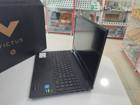 HP victus core i5 12 avlod 7 kun ishlatilgan