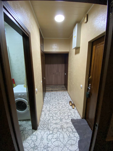 Чиланзар 18 кв - 2 / 2 / 4  АРЕНДА
