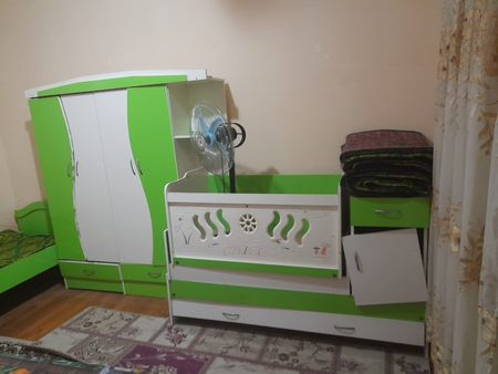 Detskiy karovat bolalar uchun
