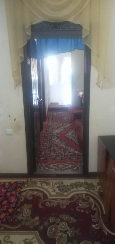 Срочно продам 1 ком квартиру 10 мик 45квадратов   кирпичный дом